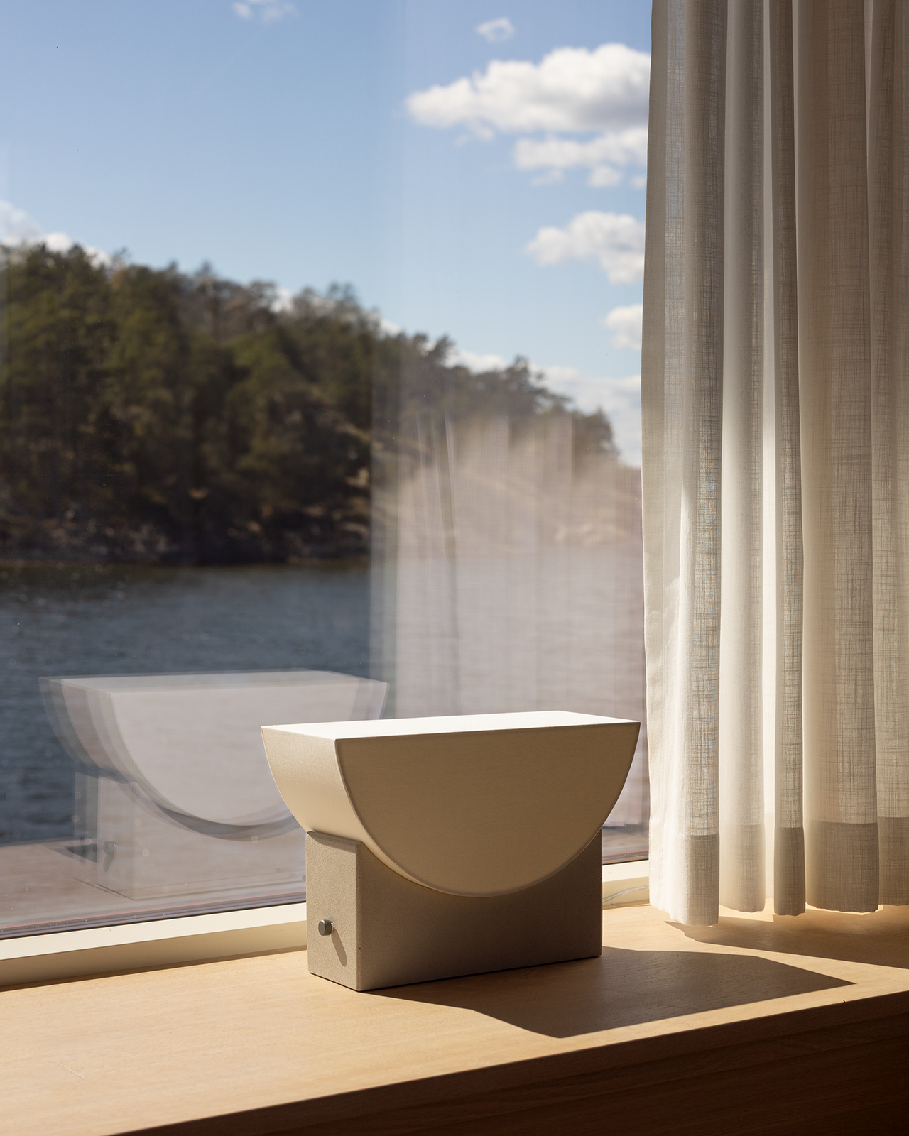 Reminder (001) – Luxury Table Lamp – Enkei World